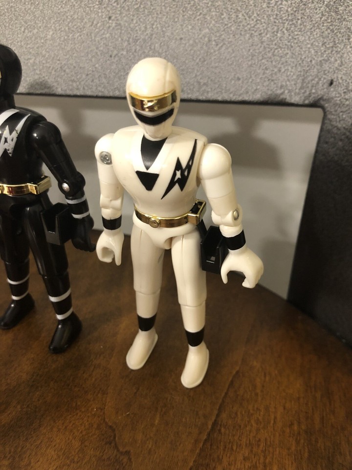 Mighty Morphin Power Rangers "Alien Rangers" Set | eBay