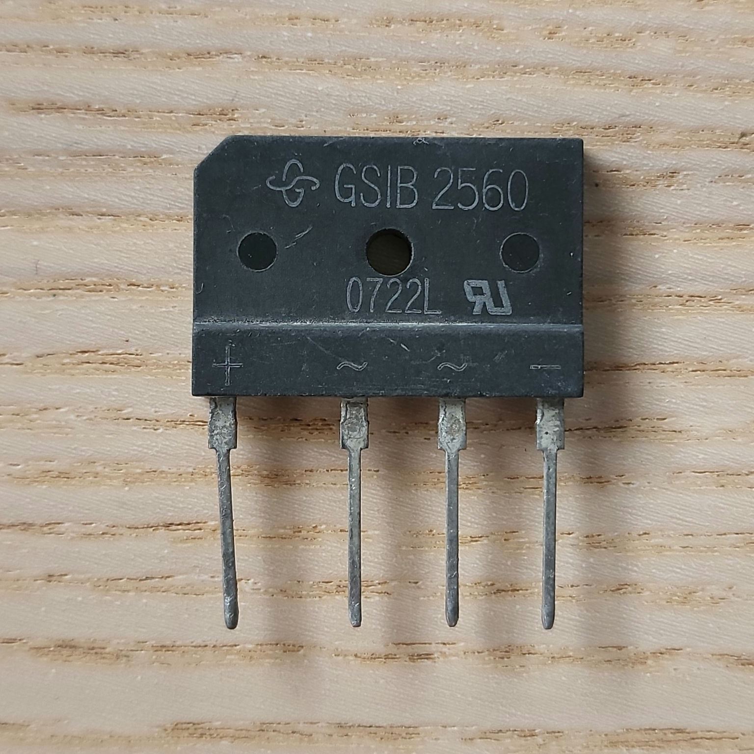 GSIB2560 Single-Phase Single In-Line Bridge Rectifier 3.5A 600V 350A 1V ...