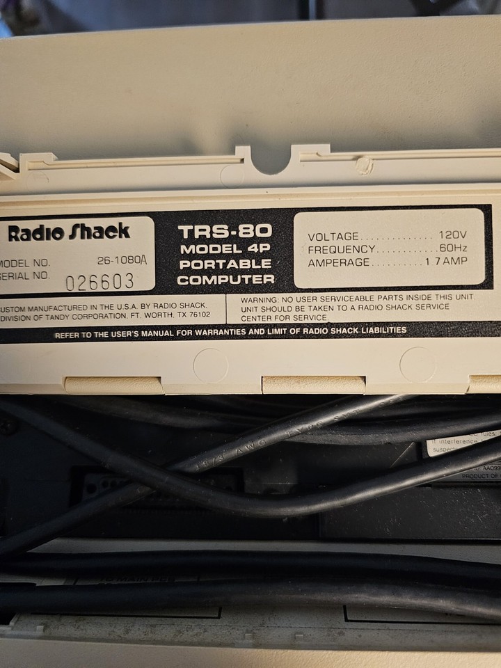 Vintage Radio Shack Computer TRS-80 Model 4P 26-1080A Powers on Pick Up ...