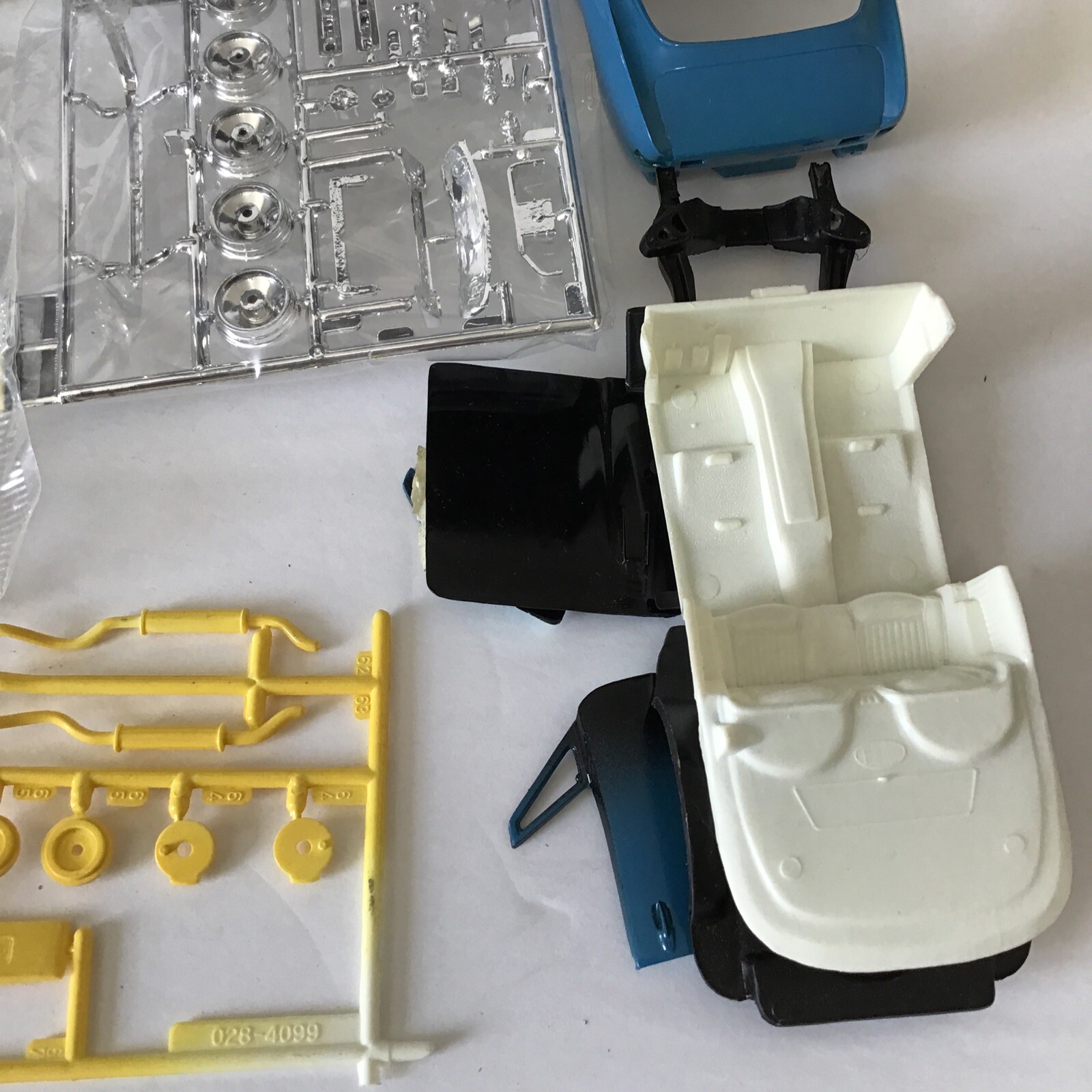 AMT, 1963 Studebaker Avanti , Parts Model . Scale 1/25 | eBay