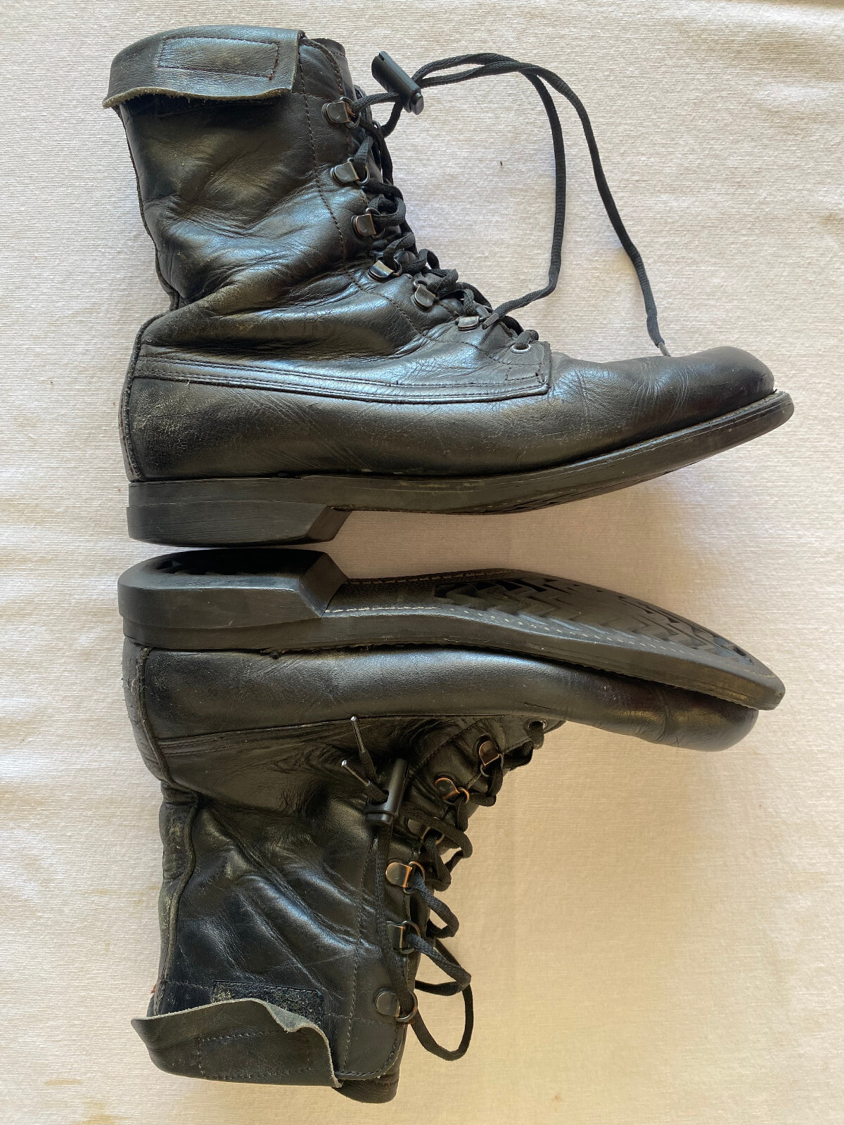 Vintage 1972 Addison Shoe Company U.S. Military Fligh… - Gem