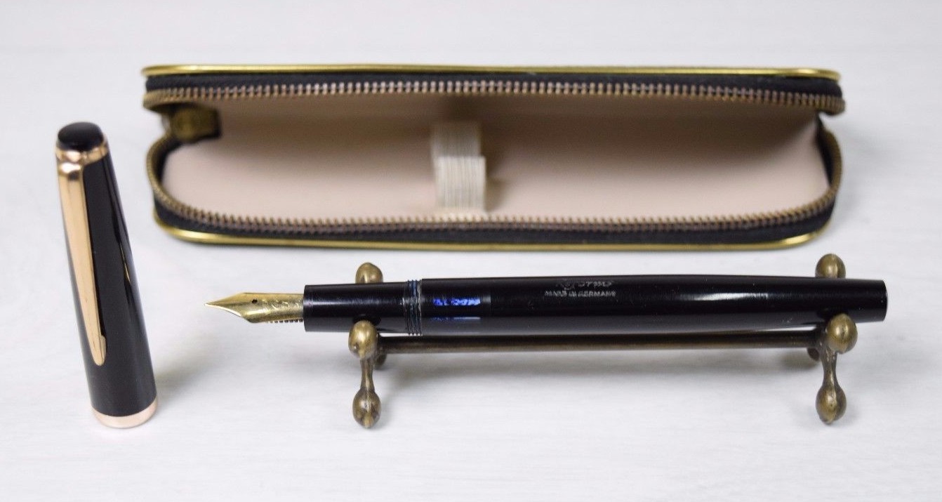 Vintage Collectible German REFORM Fountain Pen Black & Gold in Case ...