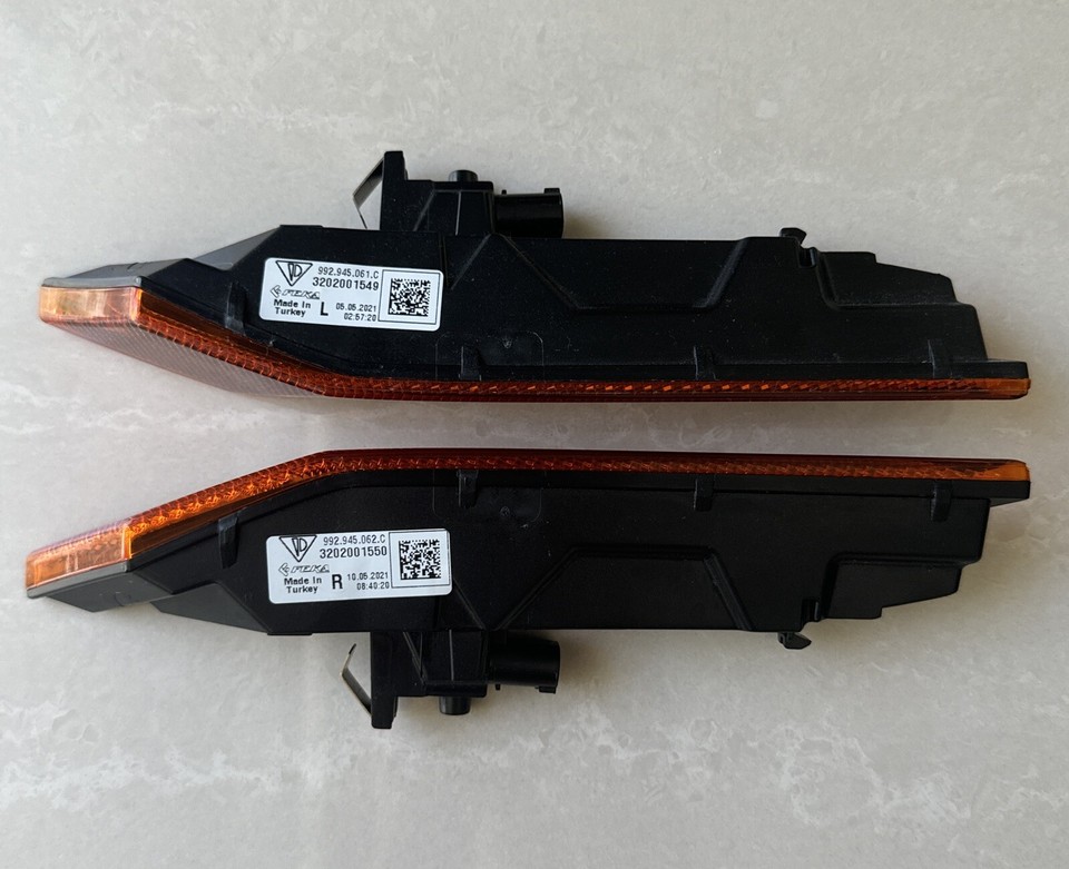 OEM Porsche (992) Side Marker Lights 992.945.061.C / 992.945.062.C | eBay