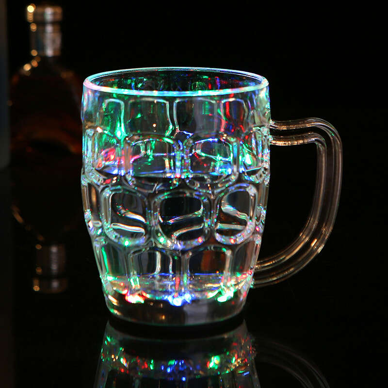 4 x LED Light-Up Drink Glasses Flashing Acrylic Blinking Cola Beer ...