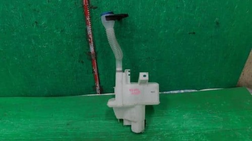 MAZDA CX-5 2014 LDA-KE2AW Windshield Washer Tank K03167481 [Used ...