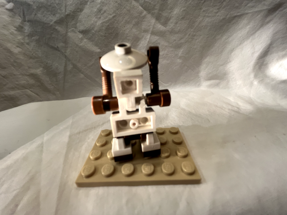 Lego Star Wars Minifigure-PIT DROID, POD MECHANIC-Set 7131 ANAKIN'S ...