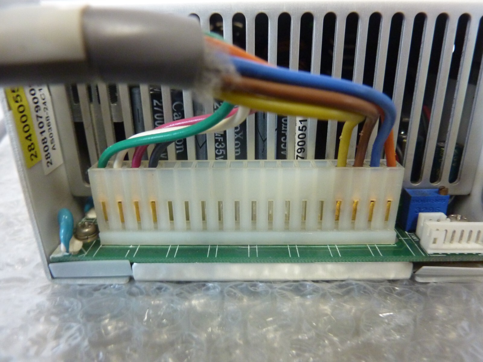 LHV Power Corporation HTK800-24C13 600Watt 10-240Volts AC Power Supply ...