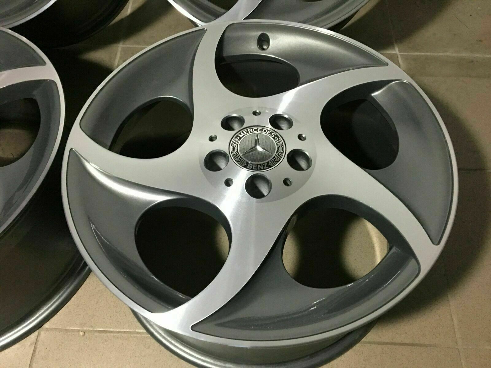 Mercedes Alphard Felgen 18 " R230 SL W211 W210 W219 CLS R129 W124 W208 ...