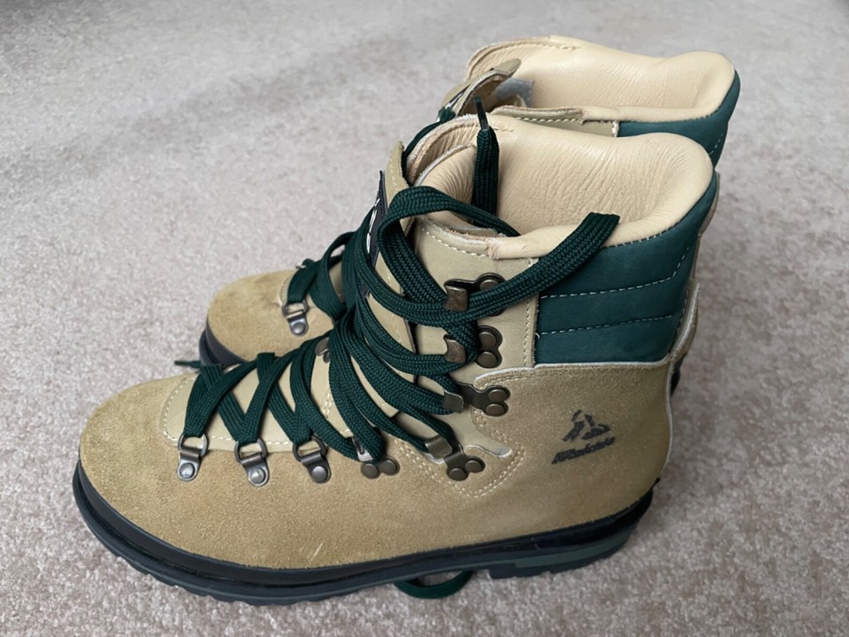 RRAICHLE RAICHLE LEATHER HIKING TRACKKING BOOTS SIZE 9 W NEW | eBay