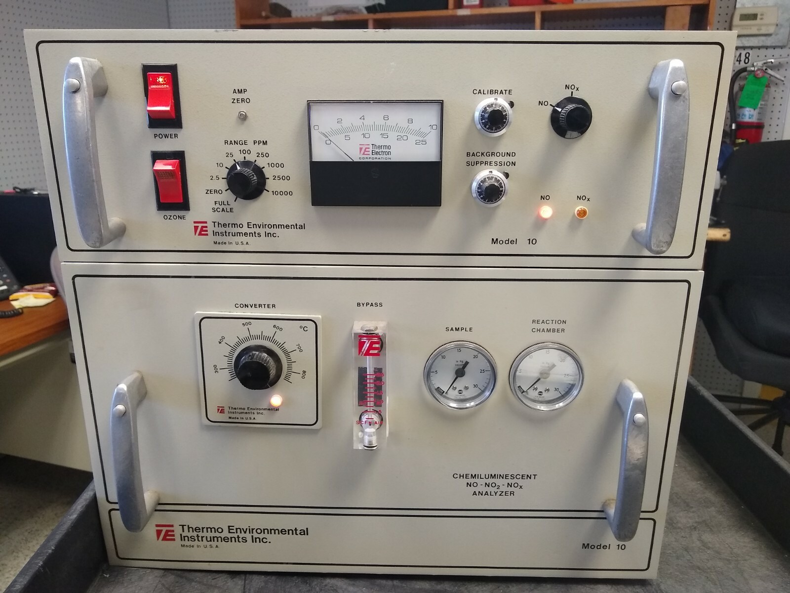 Thermo Environmental Instruments Chemiluminescent NO/NOx Analyzer Model ...