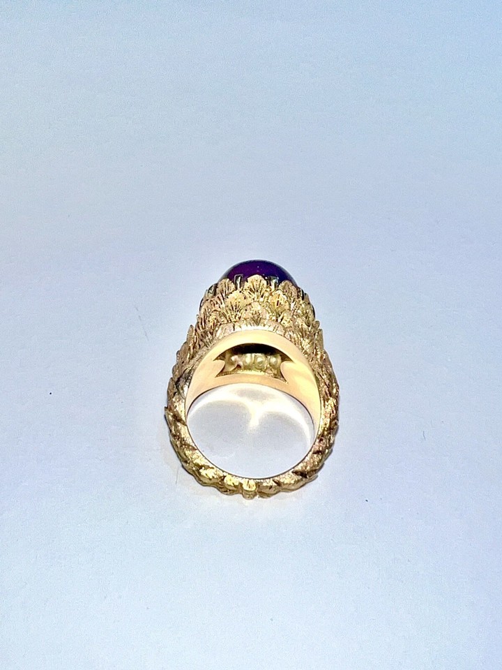Vintage 12.98 CTs Star Ruby Cabochon Ring Set On 18k Yellow Gold Leaf ...