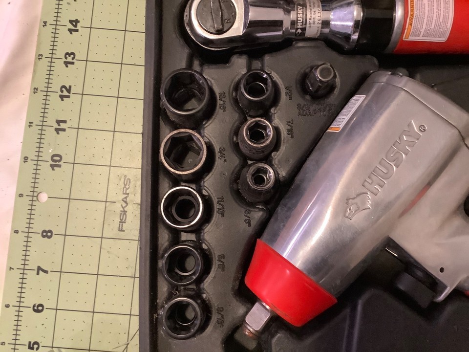 Husky Air Tool Set Kit 1/2" Impact Wrench 3/8" Ratchet Sockets Bits etc ...