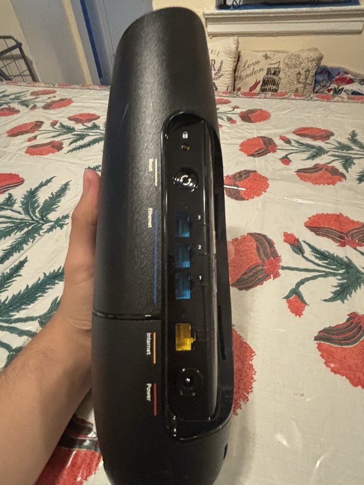 Spectrum Advanced 2.4 GHz & 5GHz WiFi Home Router 6 (SAX1V1R - NO Power ...