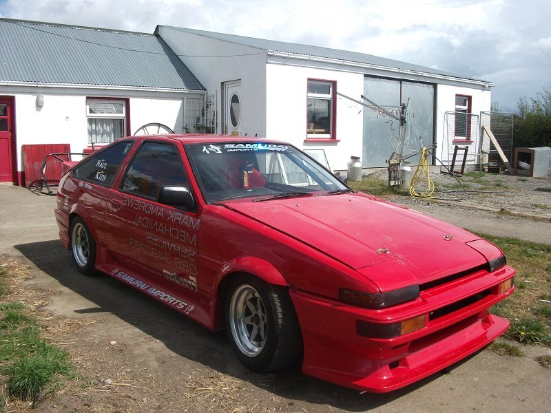 Pandem Aero Toyota (AE86) Corolla Trueno Hatchback, 51% OFF