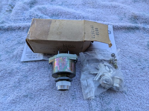 Cessna Aircraft Ignition Switch Part Number C292501-0105 Model A-510 | eBay
