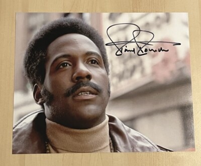 RICHARD ROUNDTREE HAND SIGNED 8x10 PHOTO ACTOR AUTOGRAPHED THE SHAFT ...