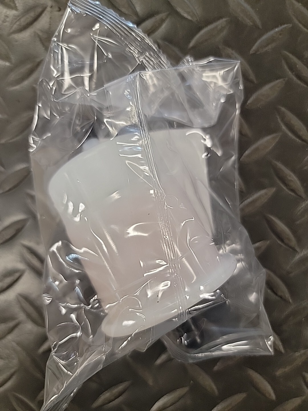 OEM KUBOTA FUEL FILTER NEW K3272-24210 | eBay