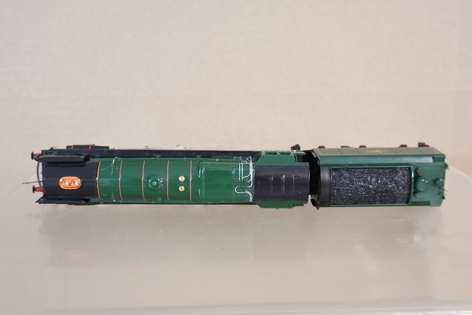 TRIANG HORNBY R861 BR GREEN 2-10-0 CLASS 9F LOCOMOTIVE 92220 EVENING ...
