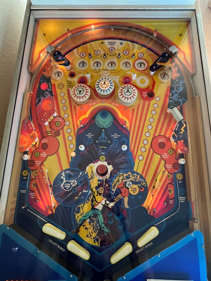 Full-size pinball machine, The Atarians, never on location, complete ...