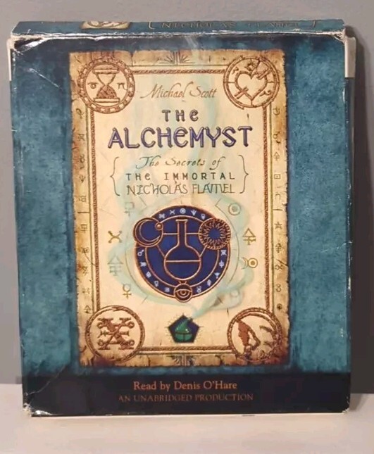 The Alchemyst (Secrets of the Immortal Nicholas Flamel, Book 1) Michael Scot, CD 9780739350324 ...