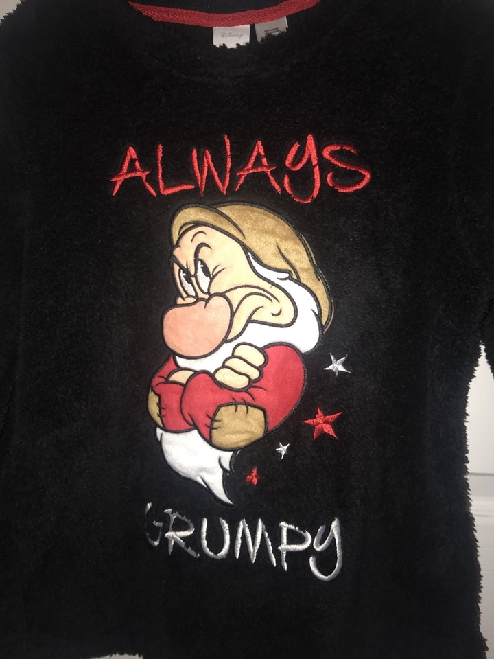 Disney Always Grumpy Yth Long Sleeve Fuzzy Soft Sweater Embroidered Sz ...