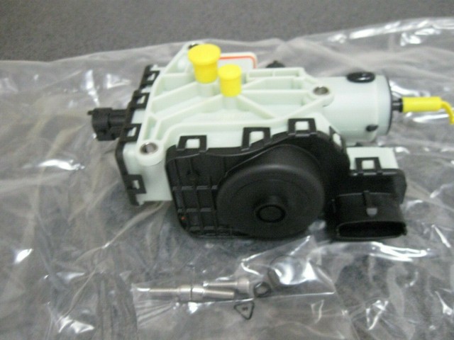 Diesel Exhaust Fluid (DEF) Module-Urea Delivery Module (New) Bosch ...