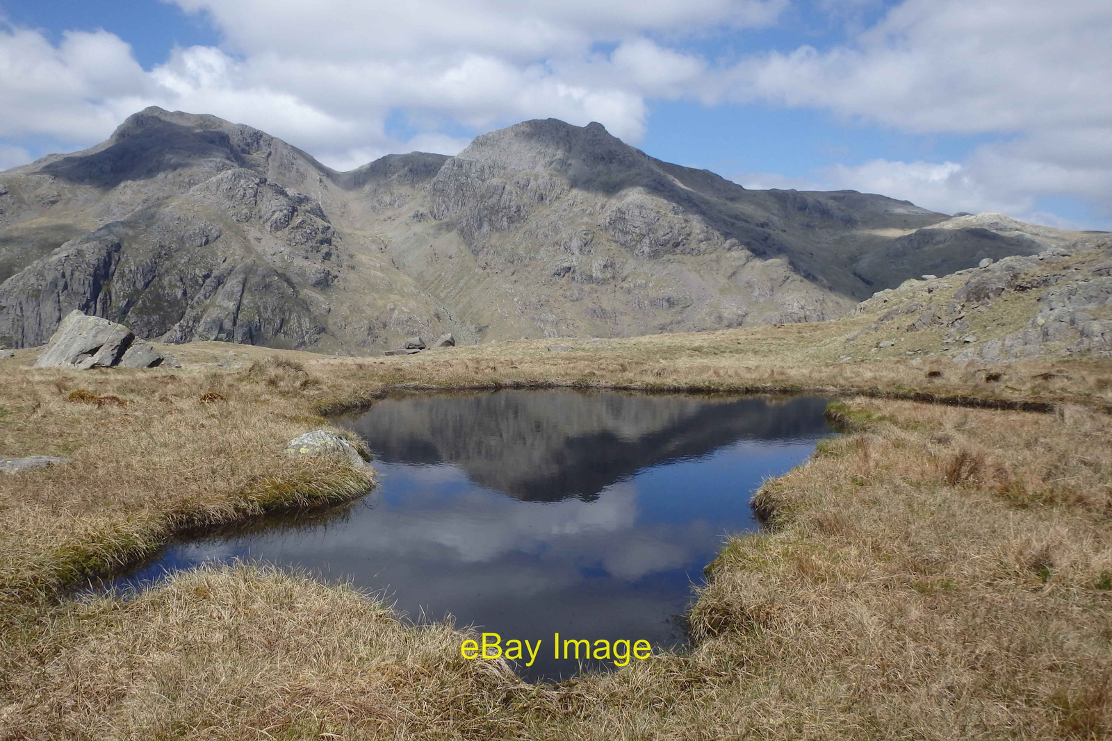 Photo 6x4 Small Tarn, Pike de Bield Moss Green Hole Scafells in shot ...