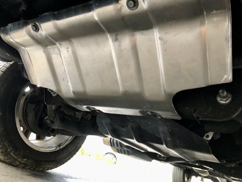 OEM 17-20 GM Chevrolet GMC Silverado Front Underbody Splash Shield ...