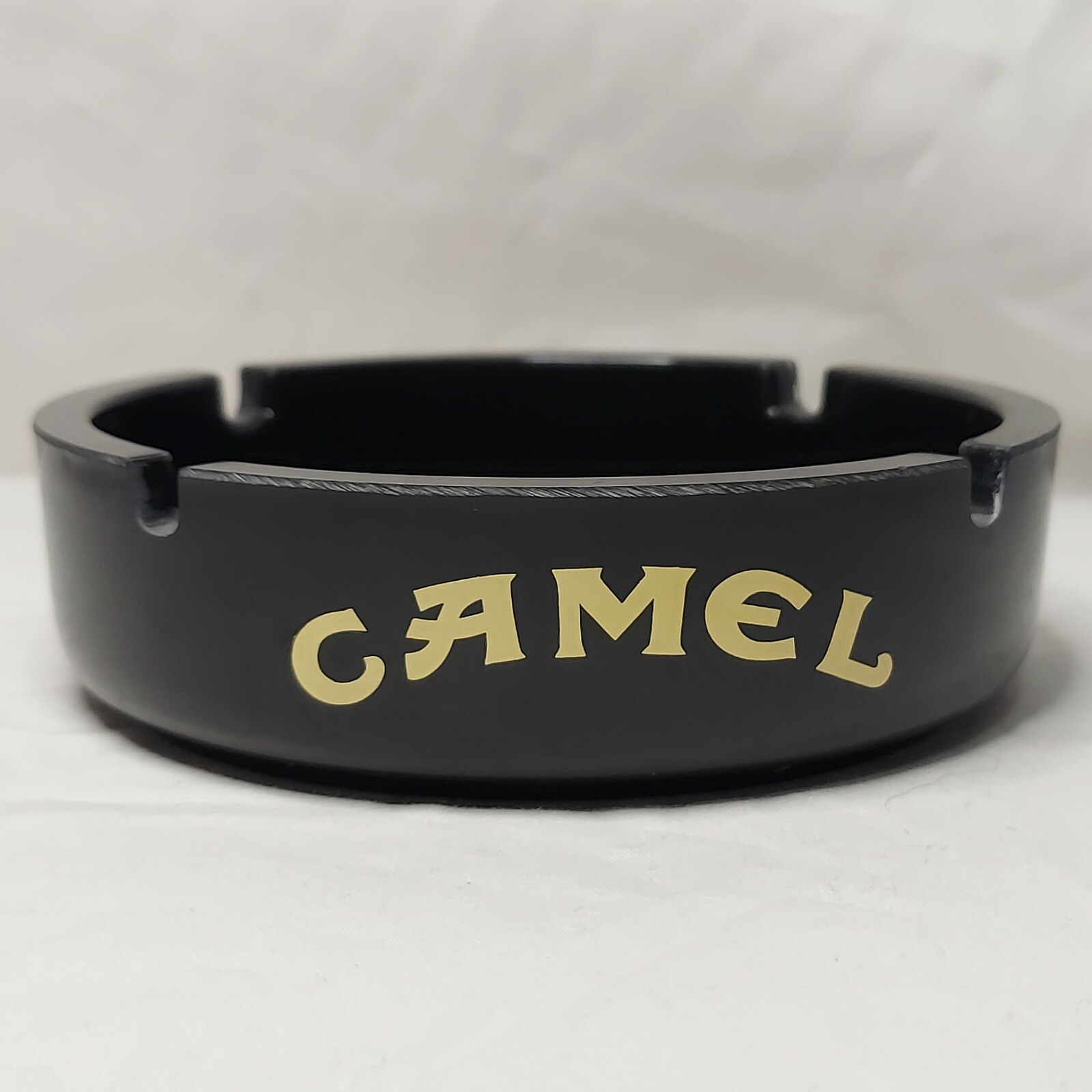 Camel Ashtray 5 3/4" Round Heavy Plastic Black w/ Yellow Camel ...