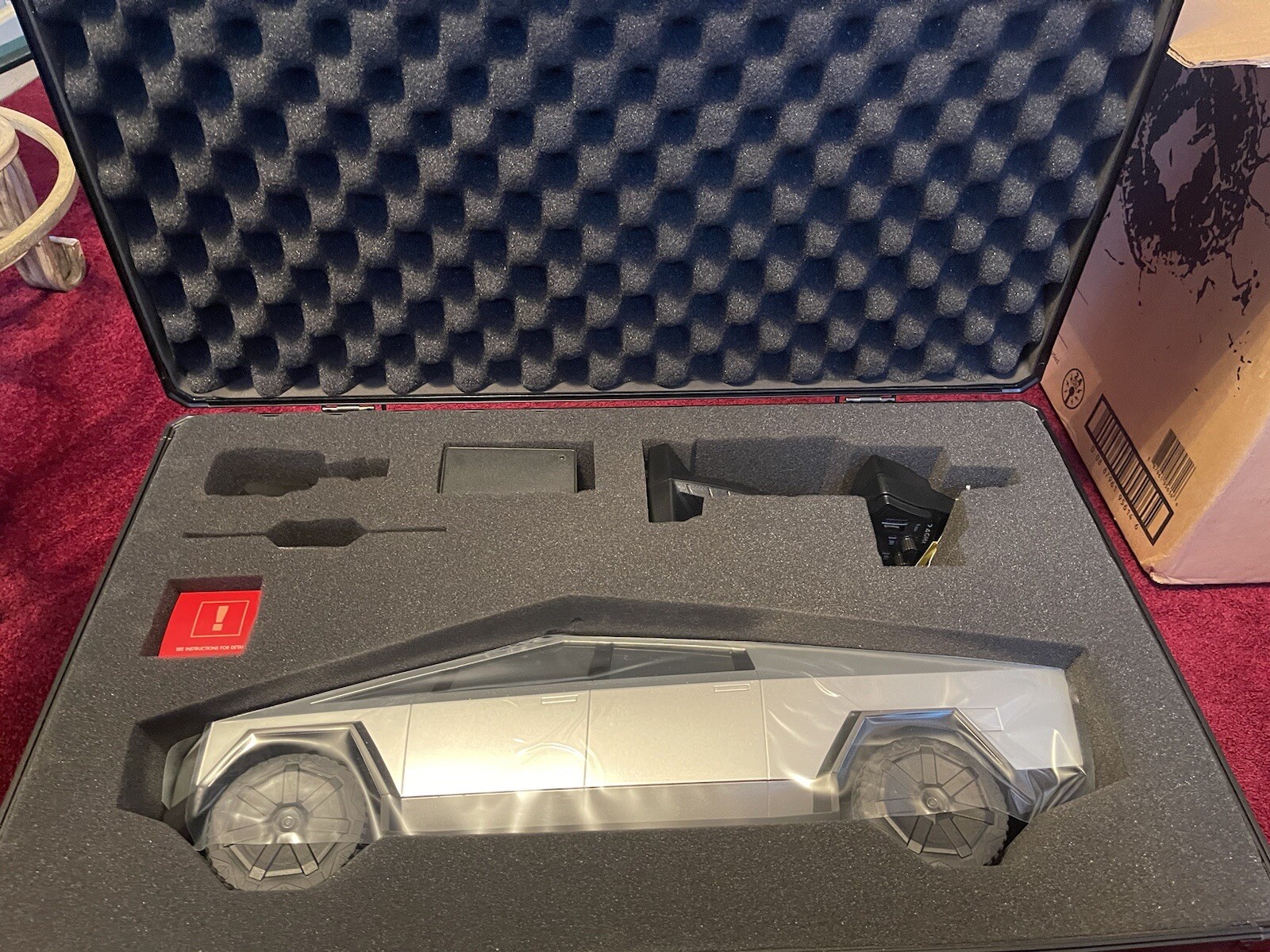 TESLA - 1ST Edition 2020 Cybertruck R/C 1:10 “Collector EDITION” | eBay