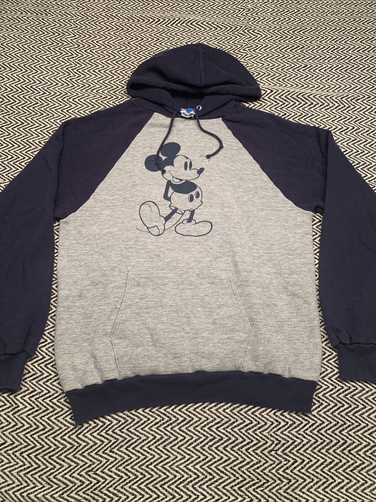 Vintage 1980s Disney Mickey Mouse Grey Hooded Sweatsh… - Gem