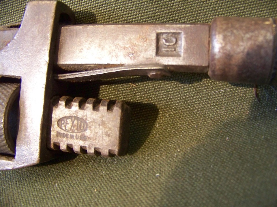 Good Condition Old Antique PEXTO -Peck, Stow & Wilcox 10" pipe wrench ...