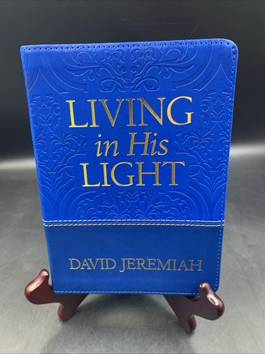 Living In His Light David Jeremiah 2024 Daily Devotional Blue Book | eBay