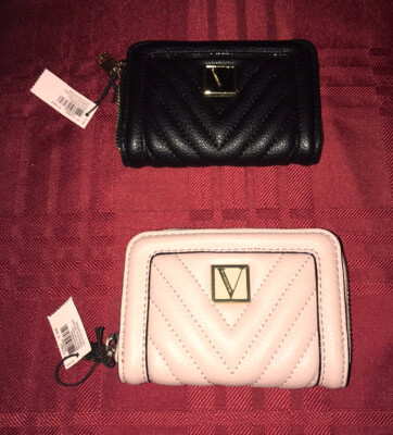 Victoria’s Secret The Victoria Small Wallet In V-Quilt Black Lily or ...