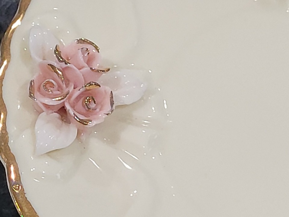 Cracker Barrel Ivory Porcelain Tea Cup & RARE Saucer Gold & 3D Pink ...