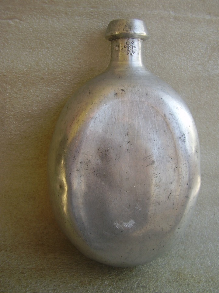 WWI Imperial Russian Army Aluminium Water flask Stamp 1905 Вулканъ ...