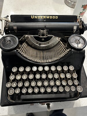 Underwood typewriter Early 1900s, Leader 1936 Model Number E913745 | eBay