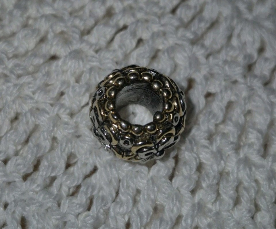 Bracelet Charm Gold And Silver Color Flowers Very Pretty Pre-owned | eBay