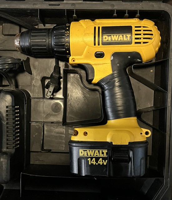 DEWALT 1/2in VSR Cordless Drill Kit 14.4v Dc728 for sale online | eBay