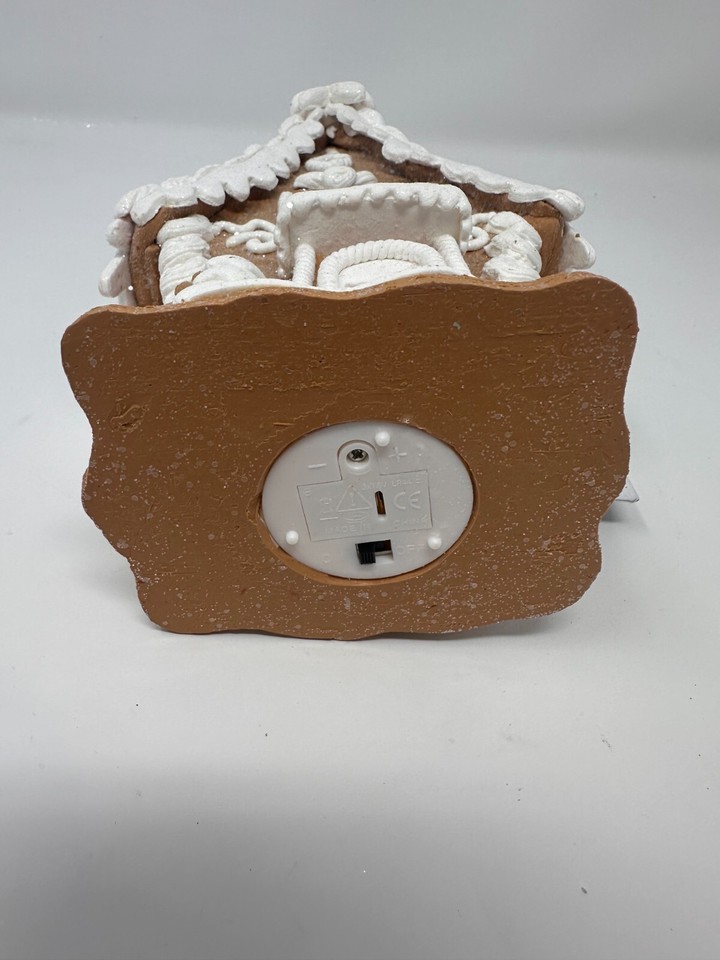 Neutral Gingerbread House, Christmas Village, Brown & White, NEW 7 ...