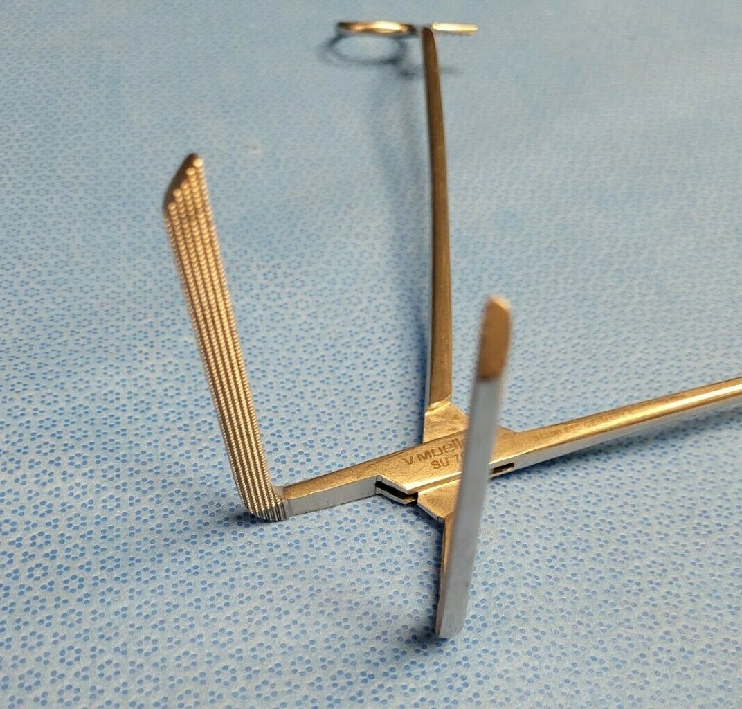V.Mueller SU-7061 BEST Right Angle Colon Clamp Orthopedic Trauma | eBay