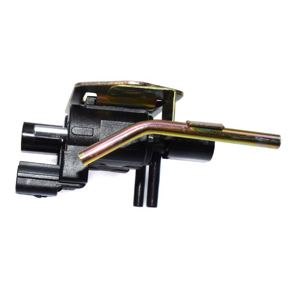 Freewheel Clutch Control Solenoid Valve MR534632 For Mitsubishi Pajero ...