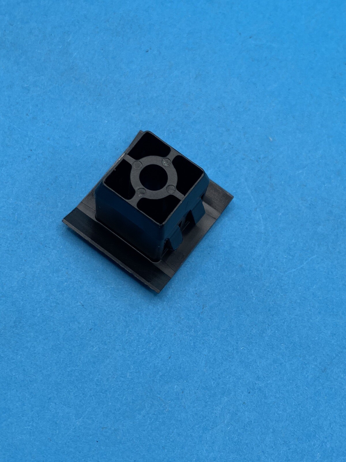 (Pack of 4) Headlight Grommets Special Retainer Nuts Clips for Ford ...