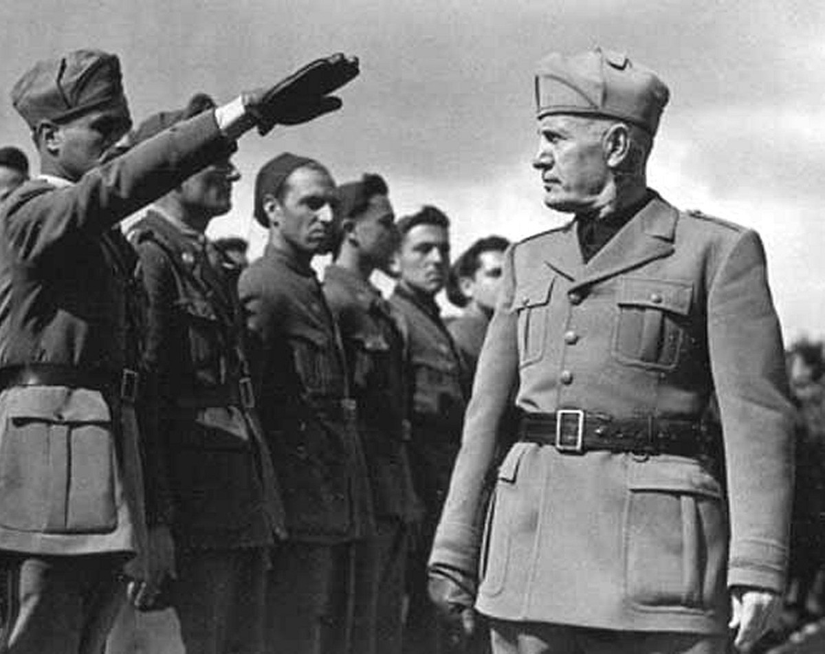 Mussolini Ww2