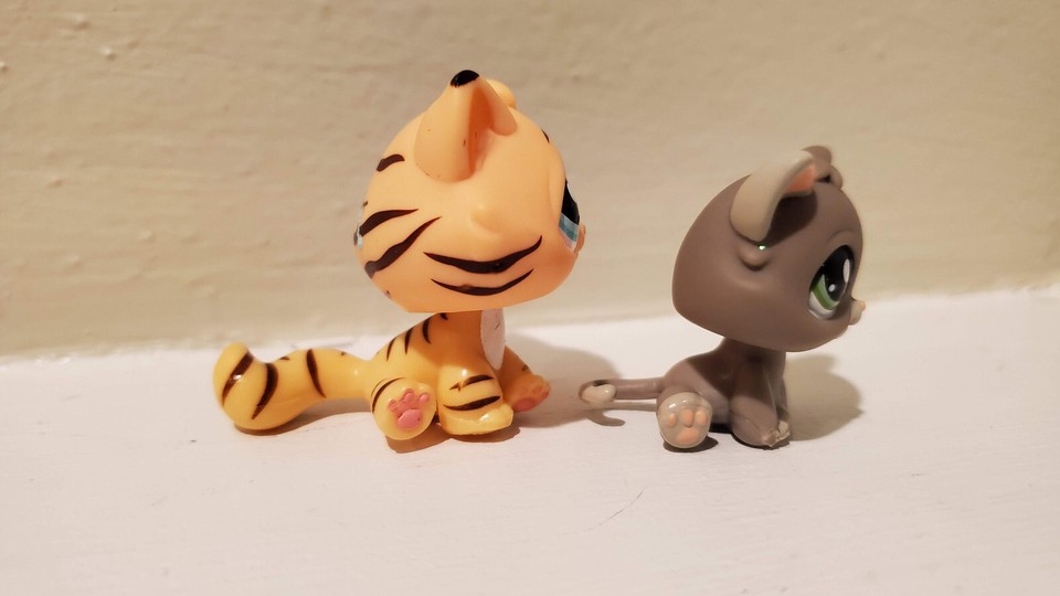 Authentic LPS Littlest Pet Shop Grey Kitten #1607 Tiger Cat #1608 ...