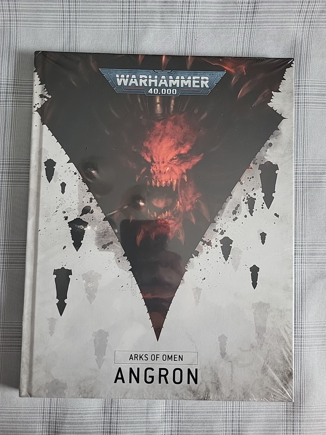 Warhammer 40K Arks of Omen: Angron - Hardback Book (60030102027) for ...