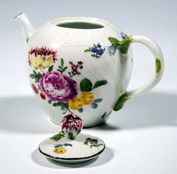 Early Meissen Teapot Court Flowers Painting Tea Pot Flower Painting Um ...