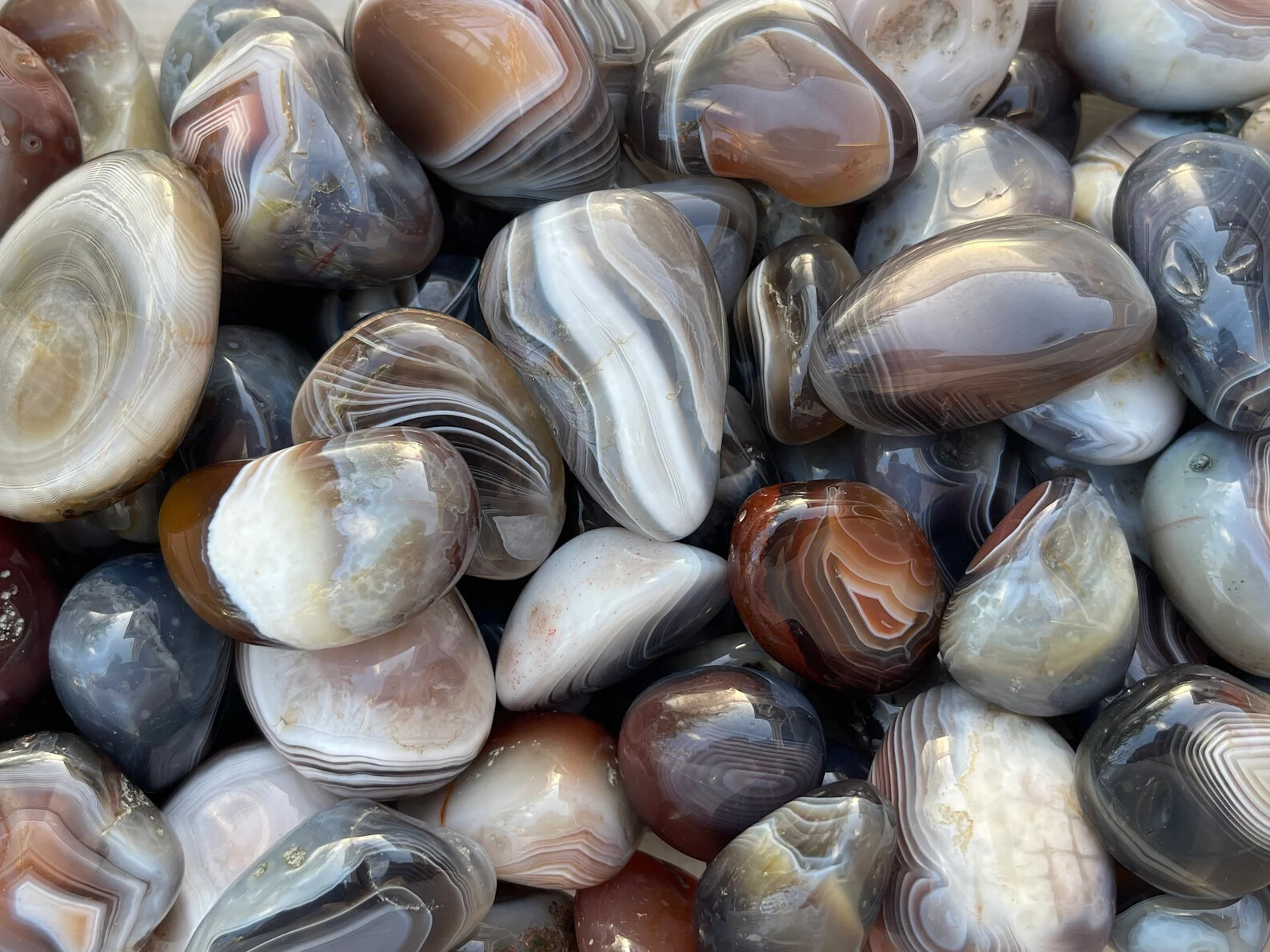 Grade A++ Botswana Agate Pebble, Botswana Agate Palm Stones, Wholesale ...