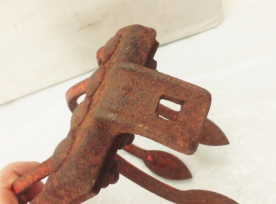 Vtg antique 5 tine hand pull cultivator claw hoe plow rake farm garden ...