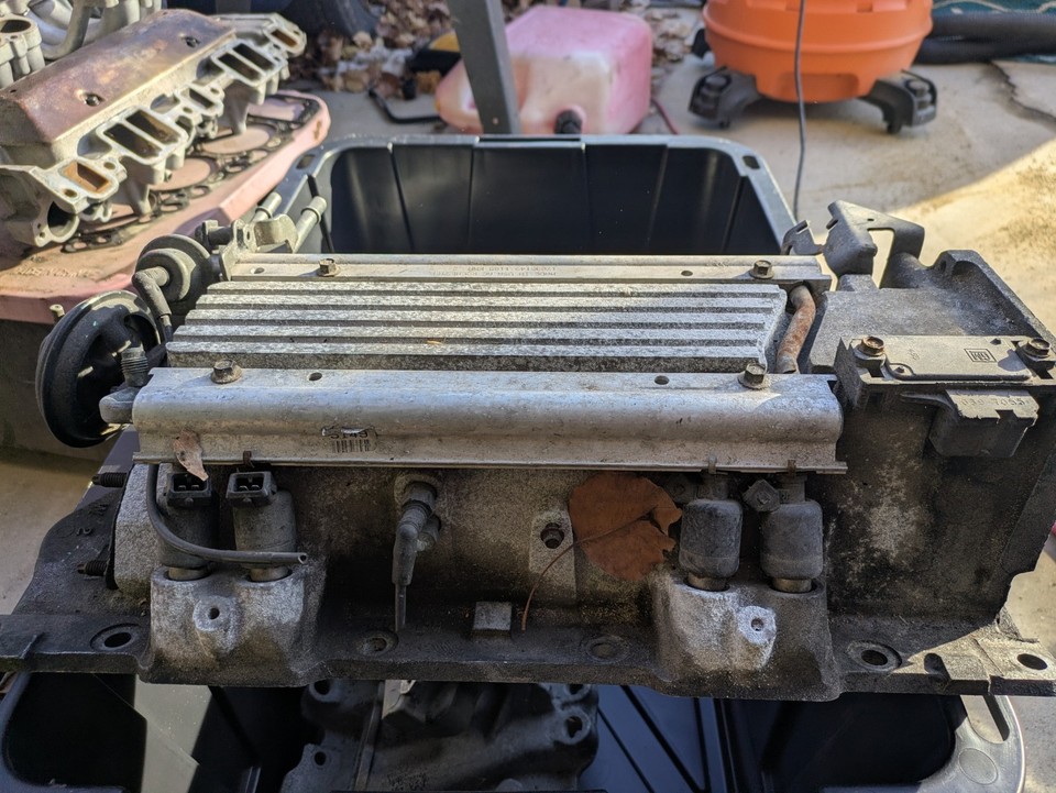 1994-97 TPI LT1 intake manifold, fuel rails, injectors | eBay